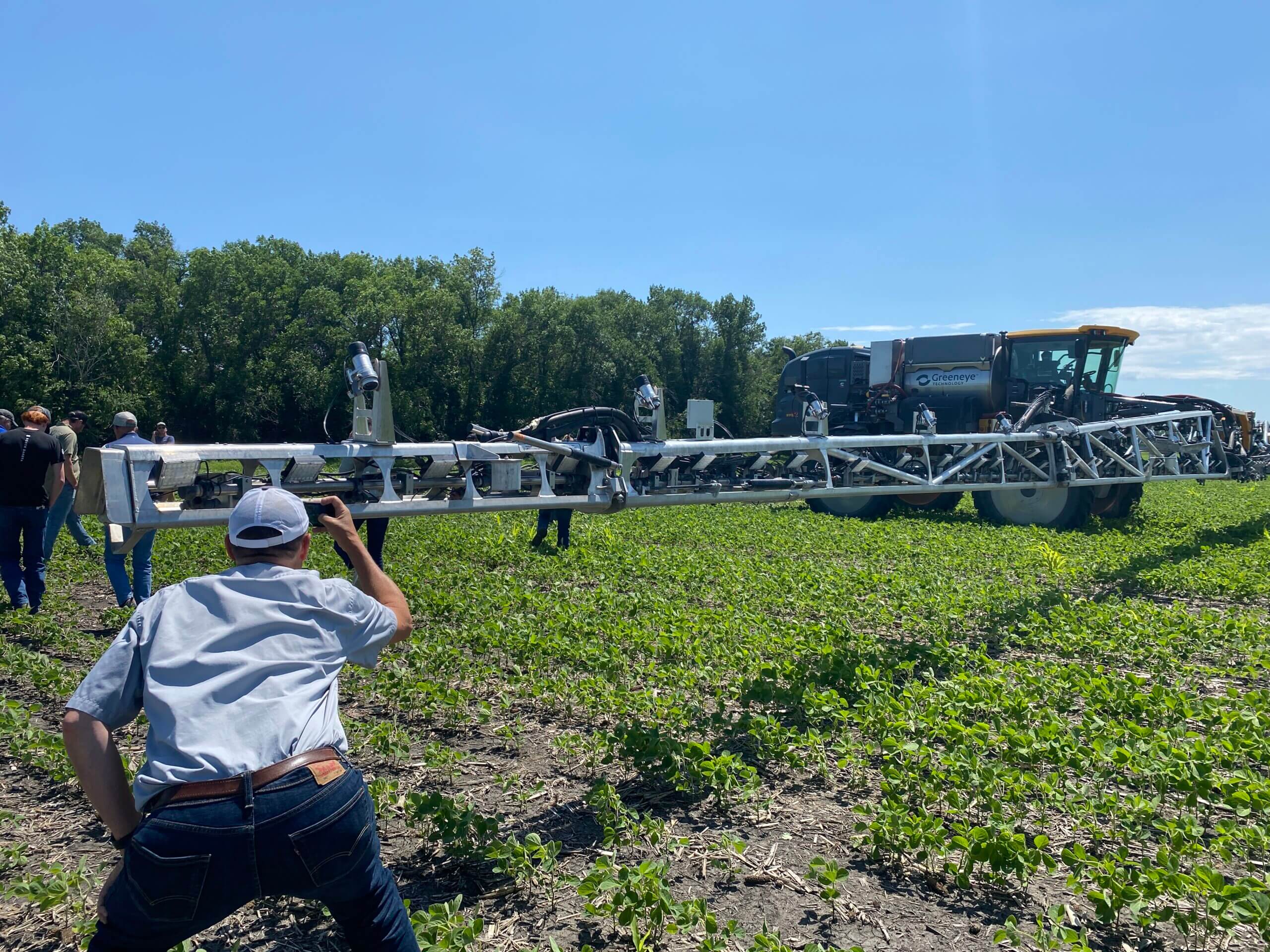 Spot Spraying Offers Cost Savings | Red River Farm Network